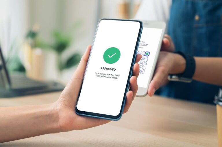 Valor's Innovative VP100 POS Terminal with Dual MIDs